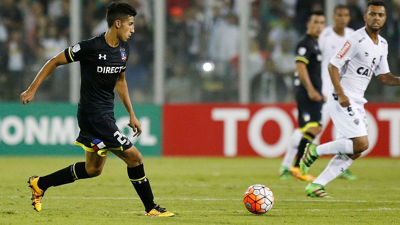 Araya cumplió su sueño al debutar en la Libertadores