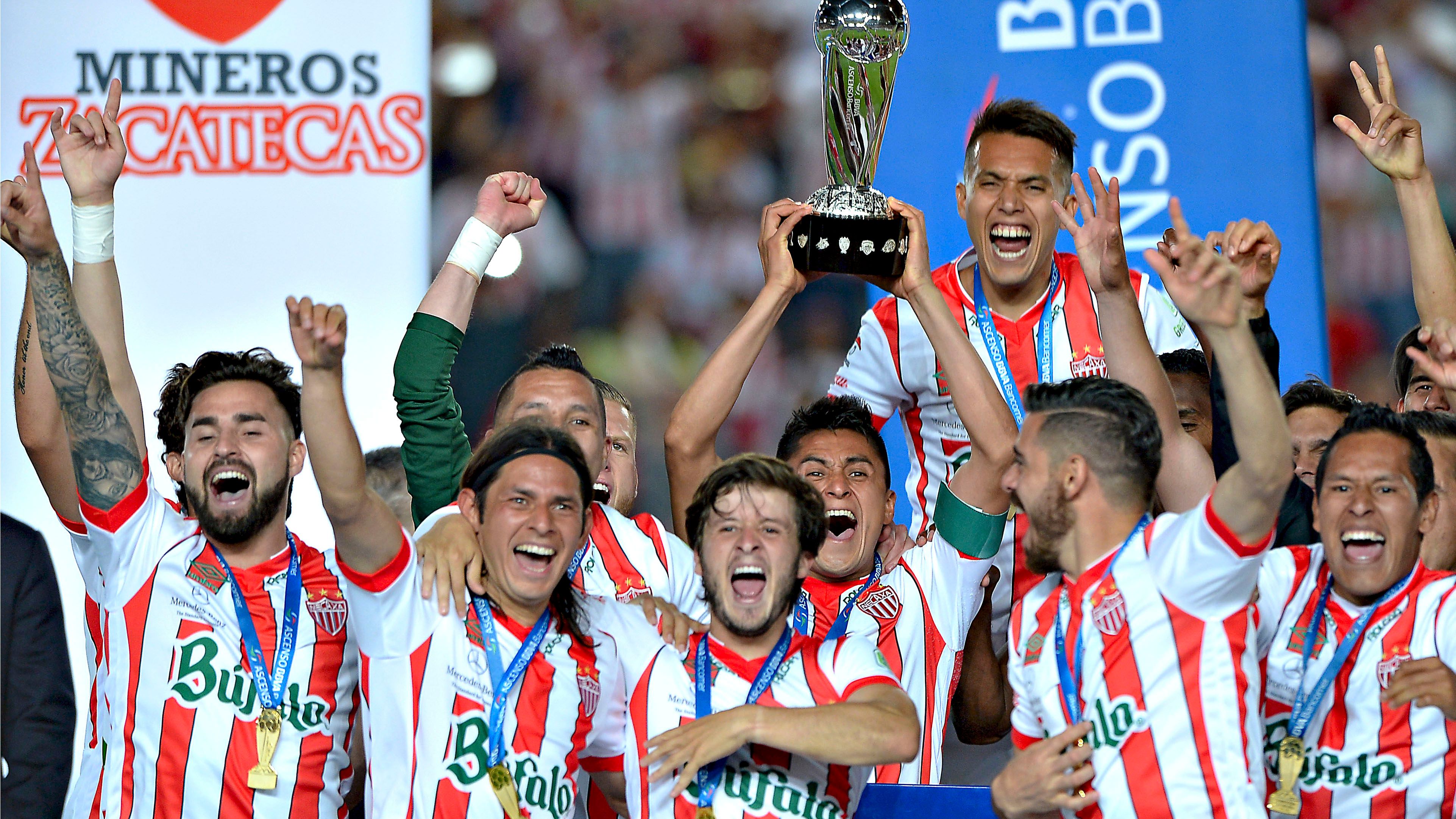 Necaxa y Juárez disputan la primera batalla por el ascenso