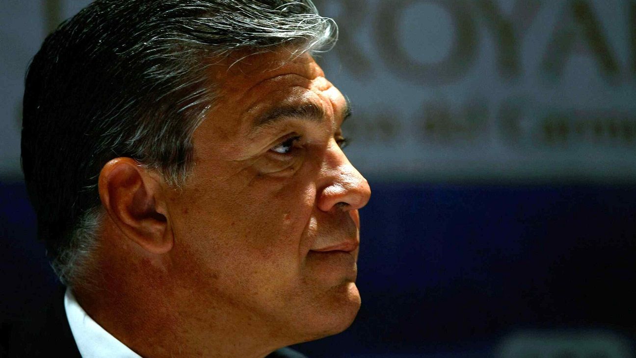 Zelada se sorprende por ser el mejor portero del centenario ...