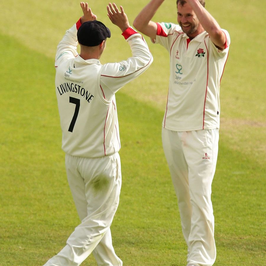 Lancashire's Tom Smith retires at 31 - ESPN