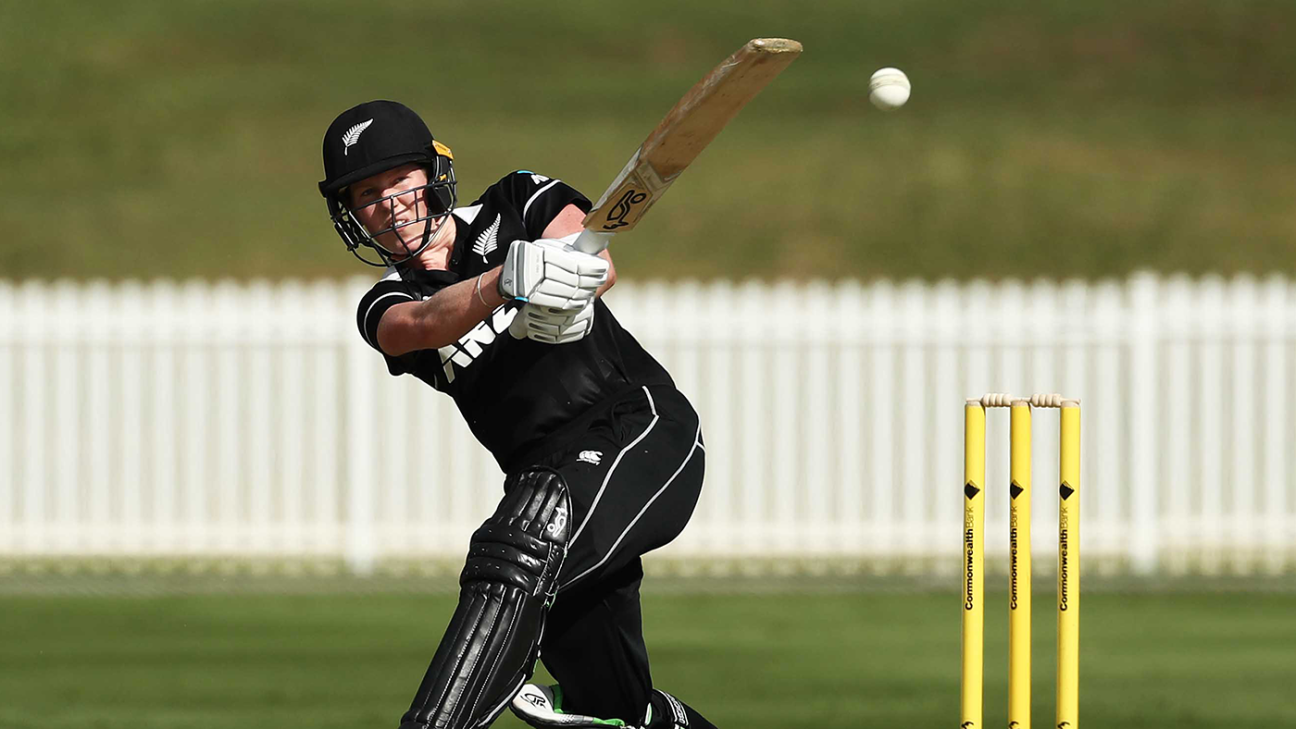 Lauren Down and Rosemary Mair handed first New Zealand contracts ...