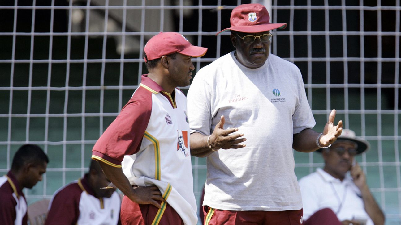 Clive Lloyd retires as ICC match referee during 2007 World Cup - ESPN