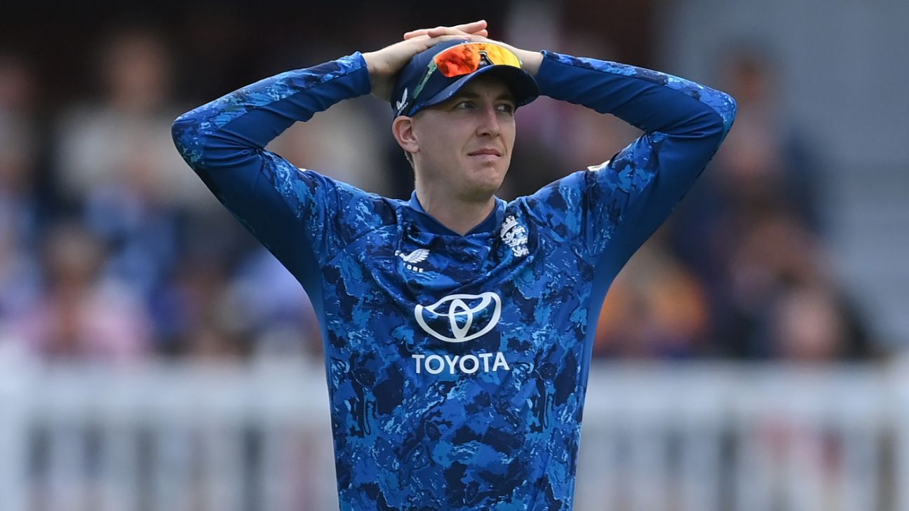 England blown to bits-and-pieces as part-timers' bowling strategy backfires - ESPN