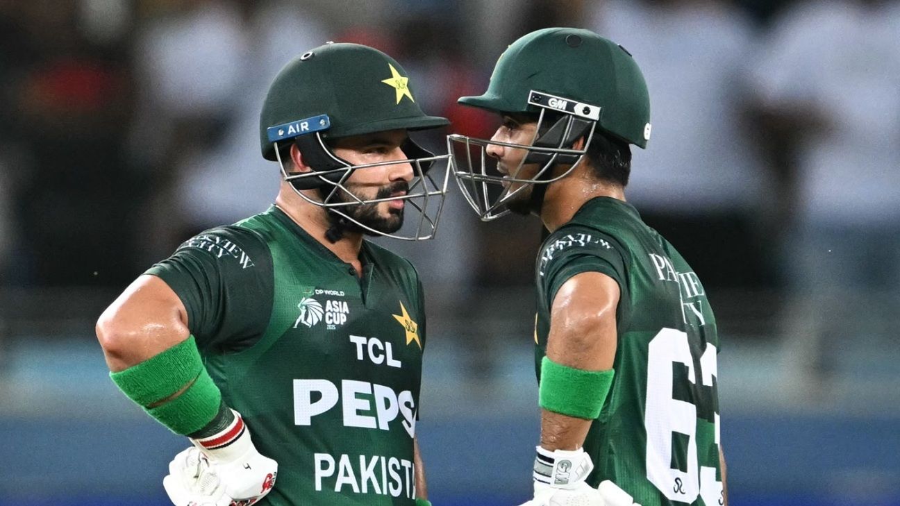 Pakistan opt to bowl; Theekshana back for Sri Lanka - ESPN