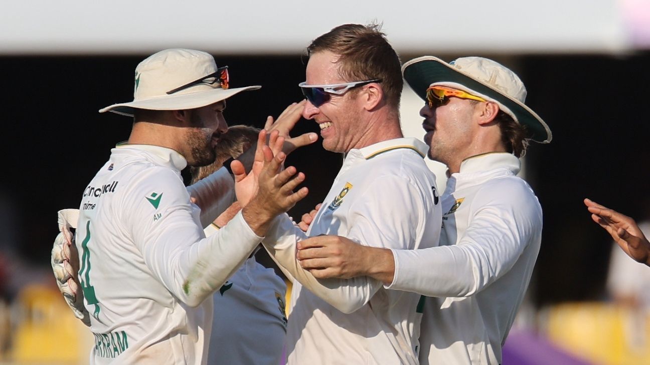 Harmer flips Test cricket in India upside down - ESPN