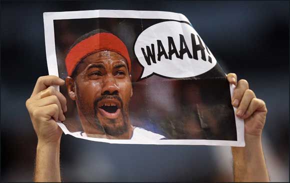 ESPN The Magazine presents: The 10 Commandments of Heckling - ESPN