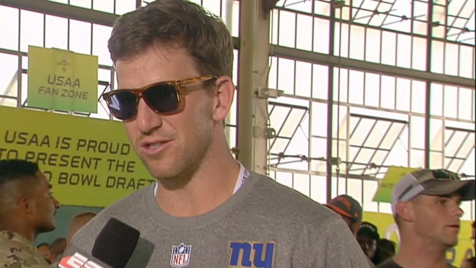 Eli on Beckham: 'A quarterback's dream' - ESPN Video