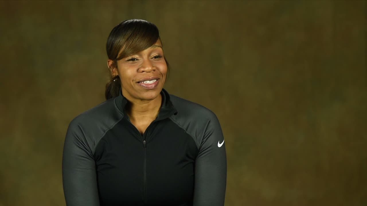 Thompson congratulates Taurasi for breaking record - ESPN Video