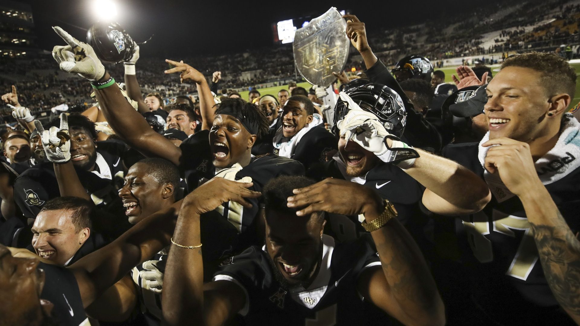 UCF beats South Florida in thriller to remain unbeaten - ESPN Video