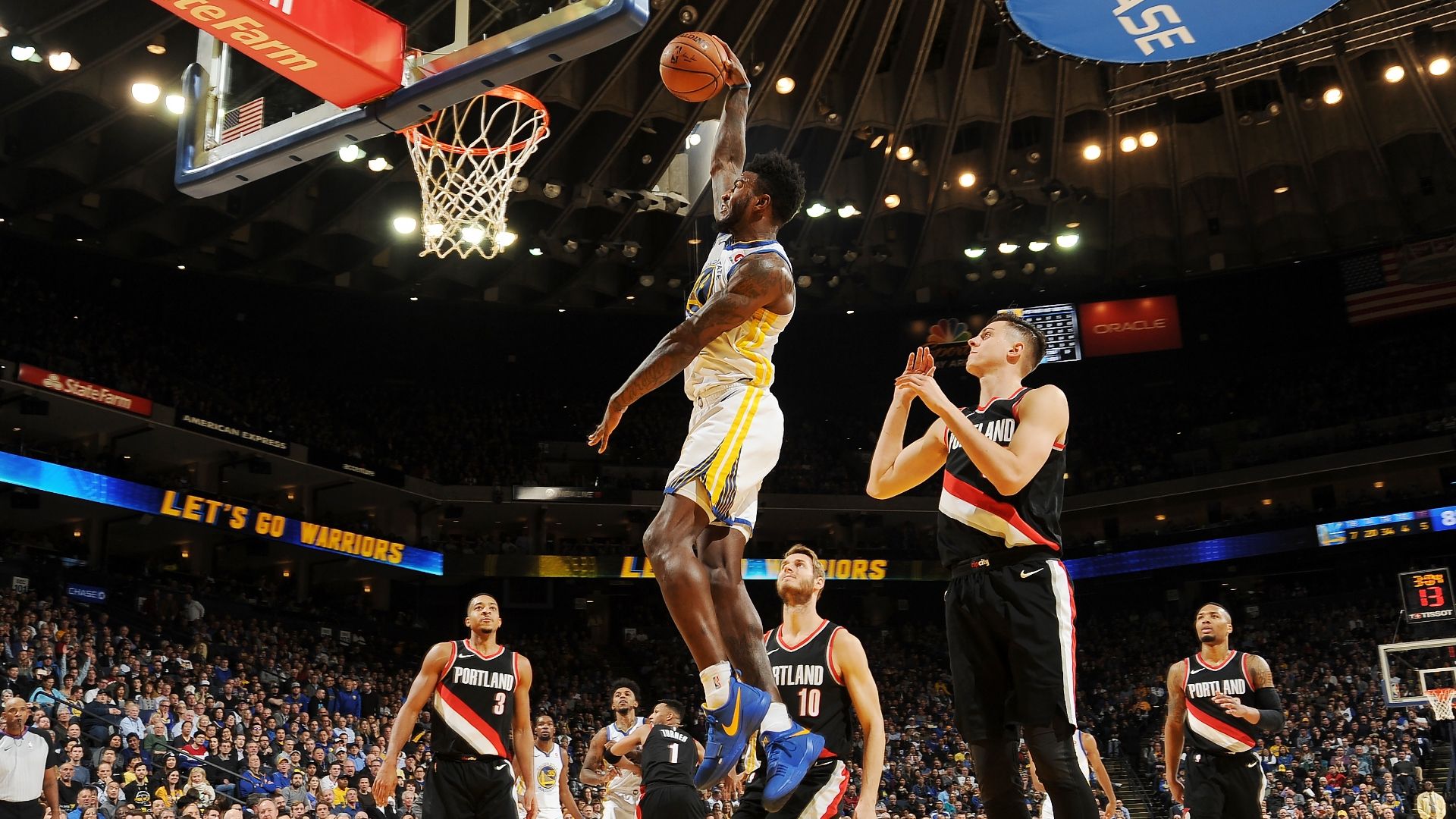 Warriors' 2nd unit puts on a dunk show - ESPN Video