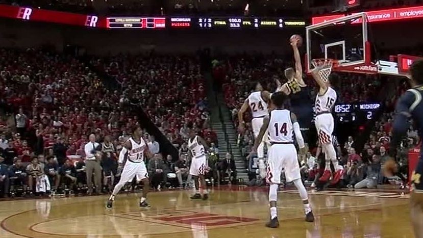 Wagner rocks the rim for Michigan - ESPN Video