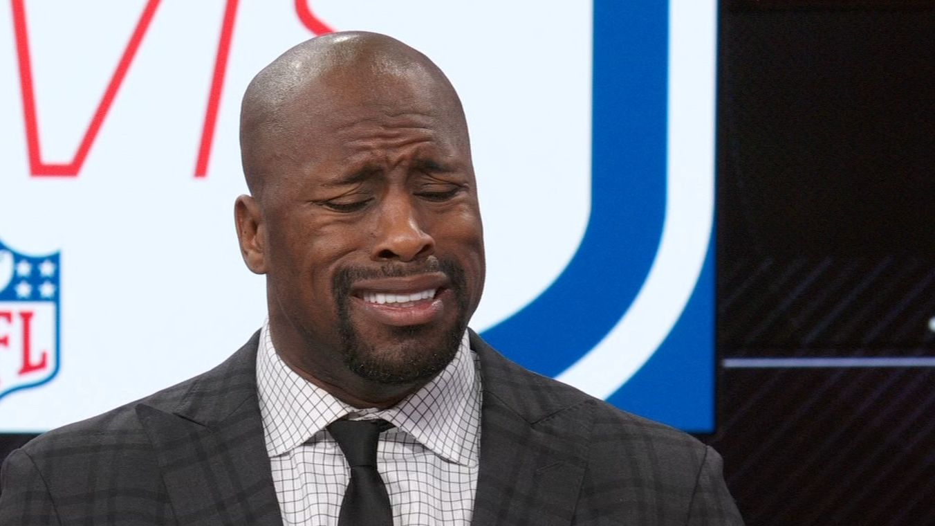 Davis delivers Oscar-worthy performance on SportsCenter - ESPN Video