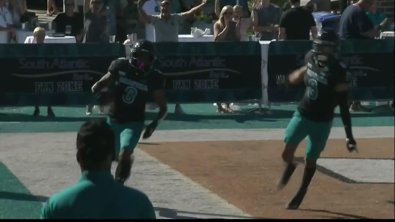 Coastal Carolina blocks punt and takes it to the house - ESPN Video