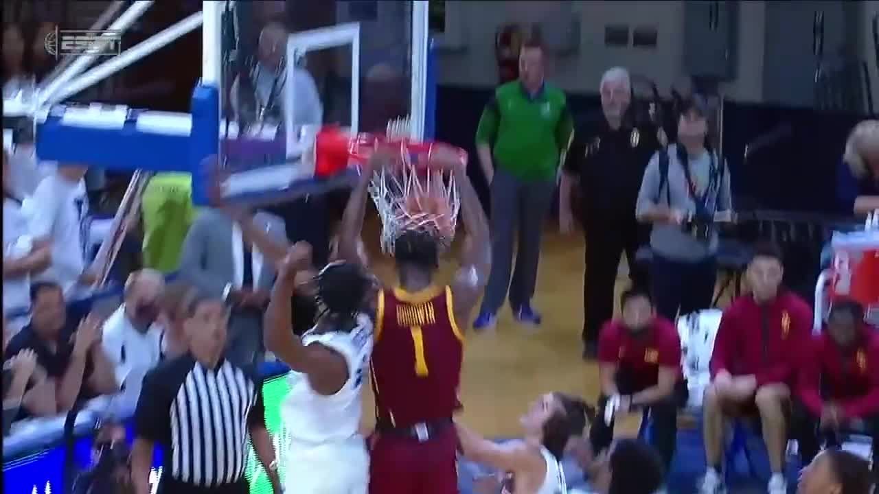 Chevez Goodwin gets up for the beautiful dunk - ESPN Video
