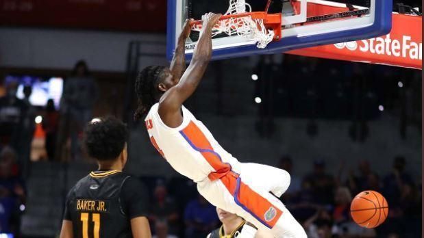 Anthony Duruji goes way up for this big time slam - ESPN Video