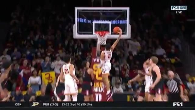 Kobe Johnson rocks the rim with powerful slam dunk - ESPN Video