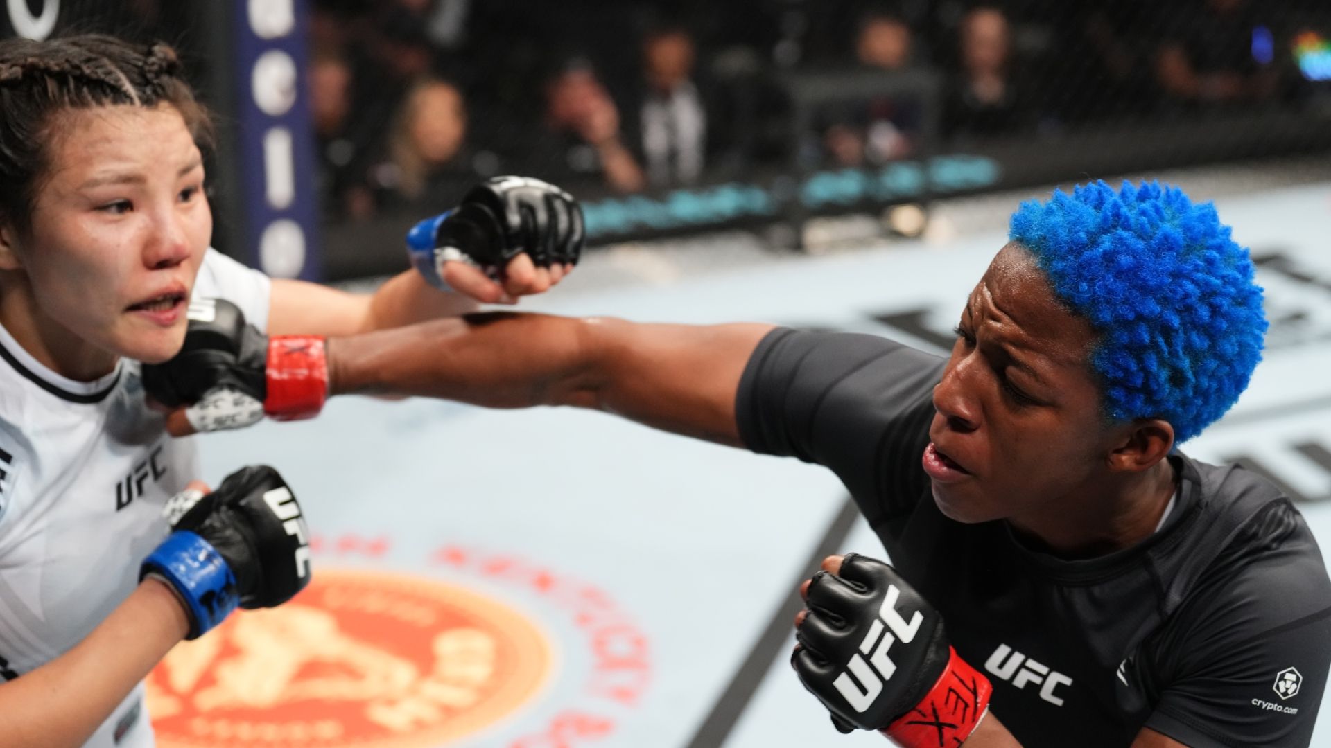 Edwards, Kim let loose late in Round 3 - ESPN Video