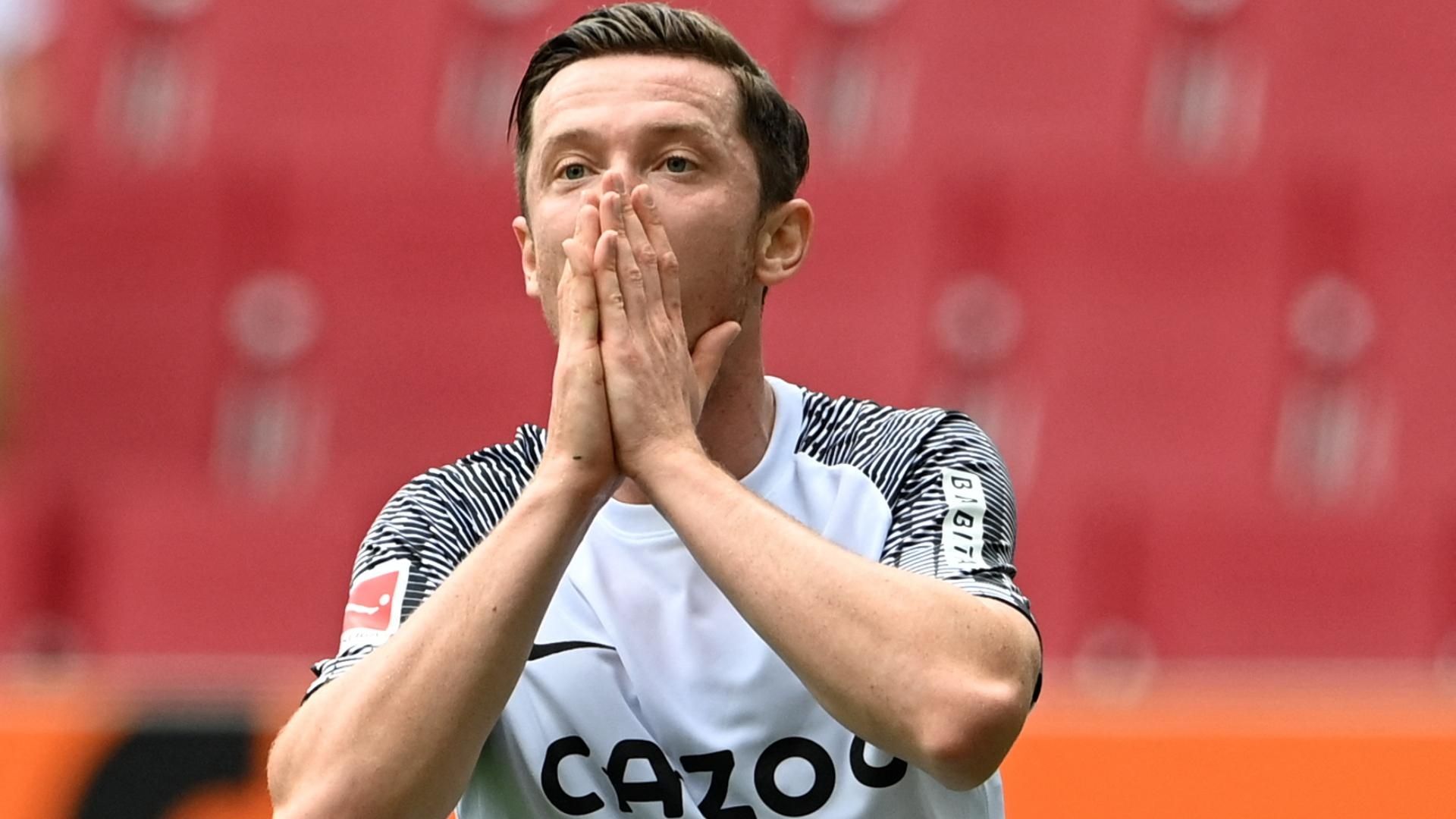 Michael Gregoritsch gives Freiburg an early 2nd half lead - ESPN Video