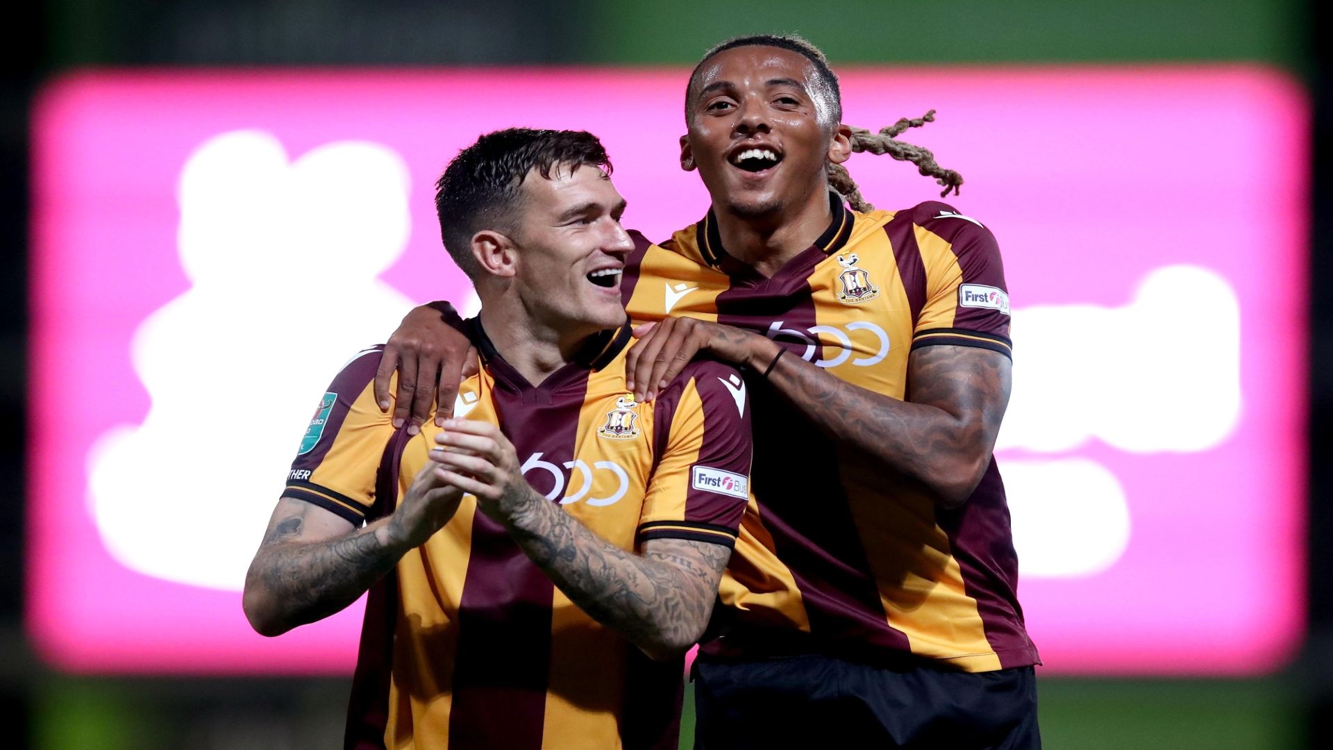 Andy Cook's 2 goals give Bradford City the victory - ESPN Video