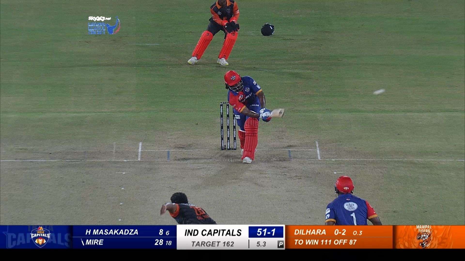 WATCH: Solomon Mire picks out deep square leg - ESPN Video