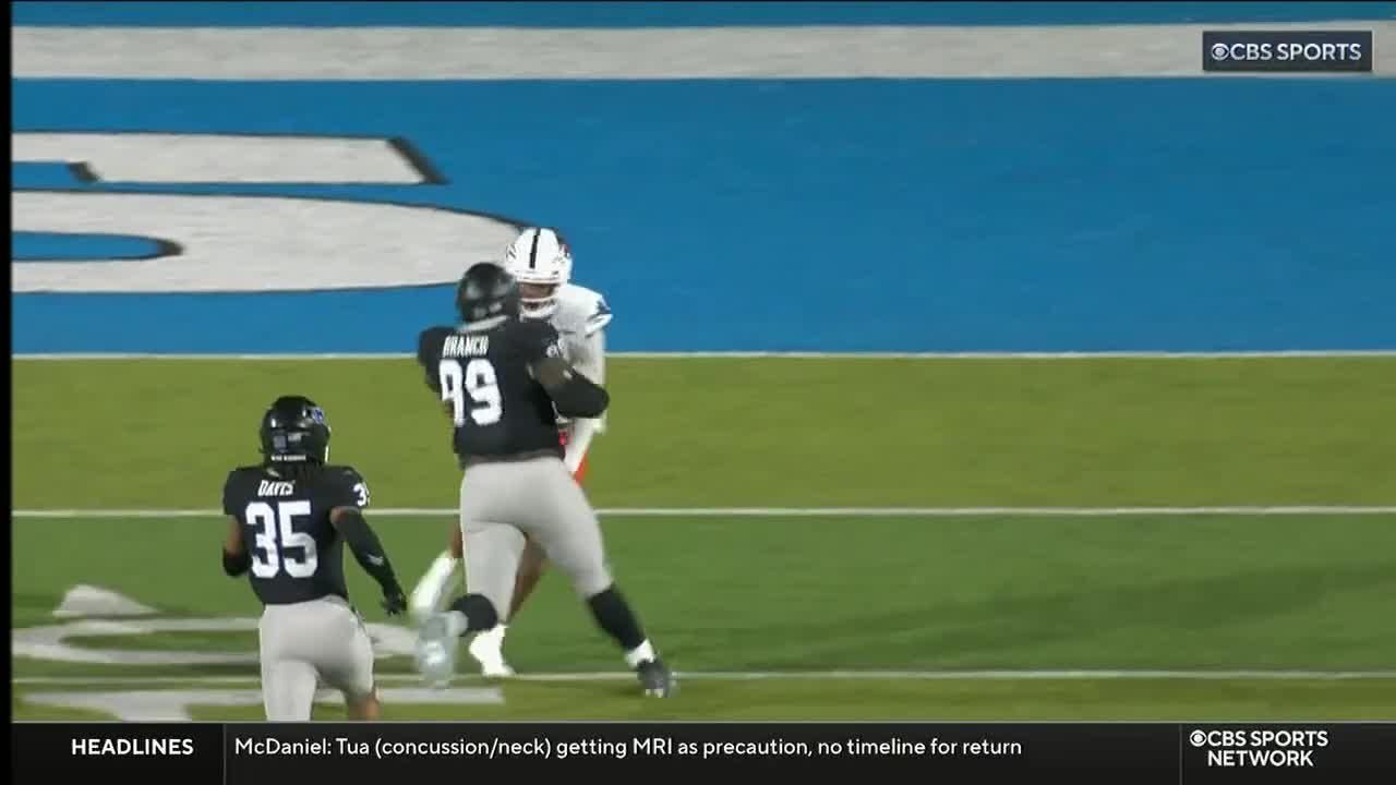 Jordan Branch picks off Frank Harris, returns it for a 25-yard TD ...