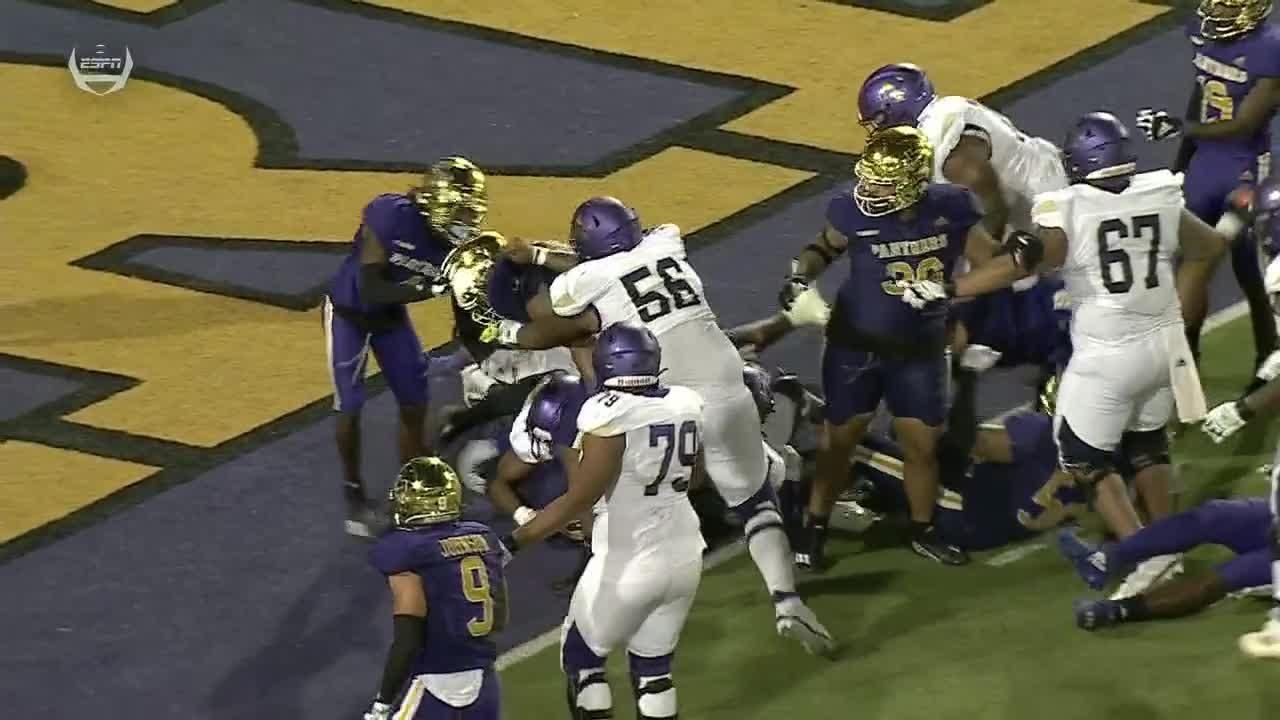 Touchdown! Jarveon Howard scores vs. Prairie View A&M Panthers - ESPN Video