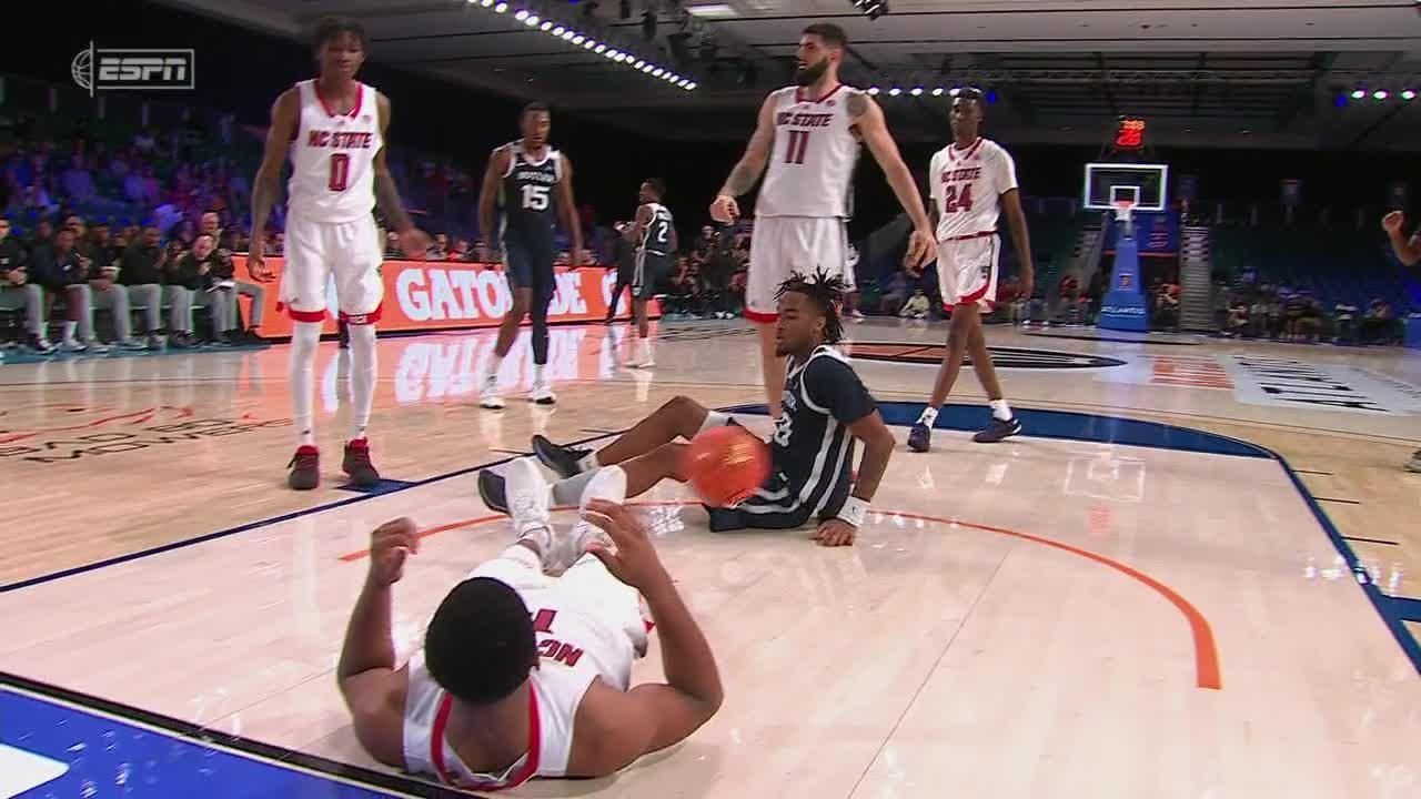 Jayden Taylor makes a nice move for the lay-in - ESPN Video