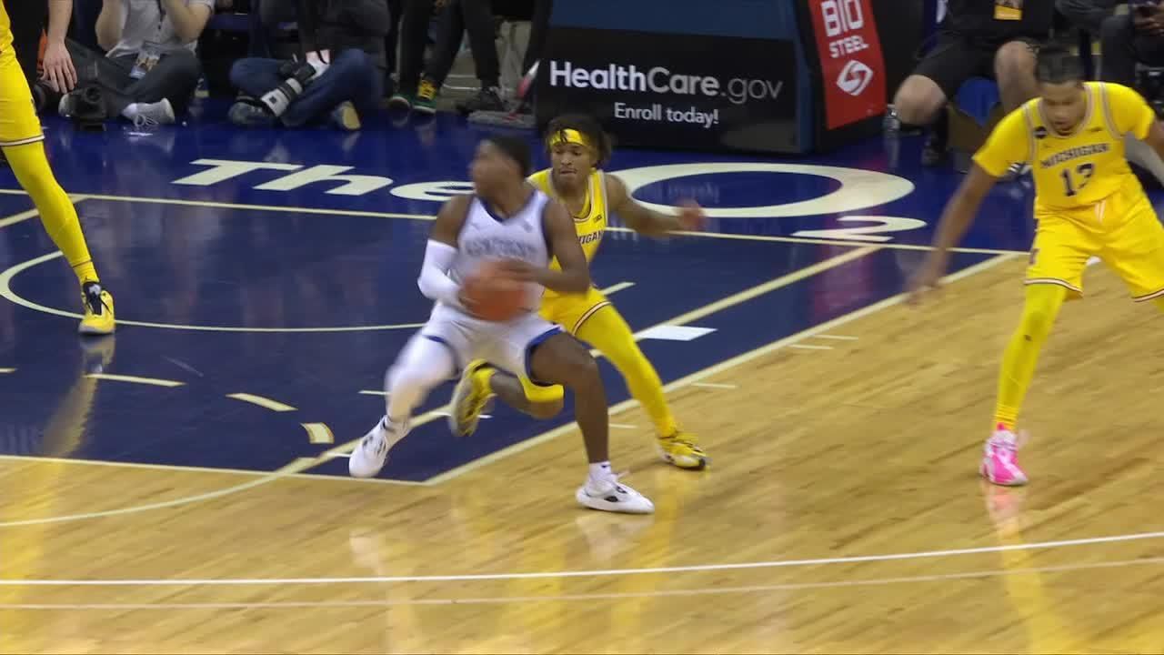 Sahvir Wheeler nails the bucket - ESPN Video