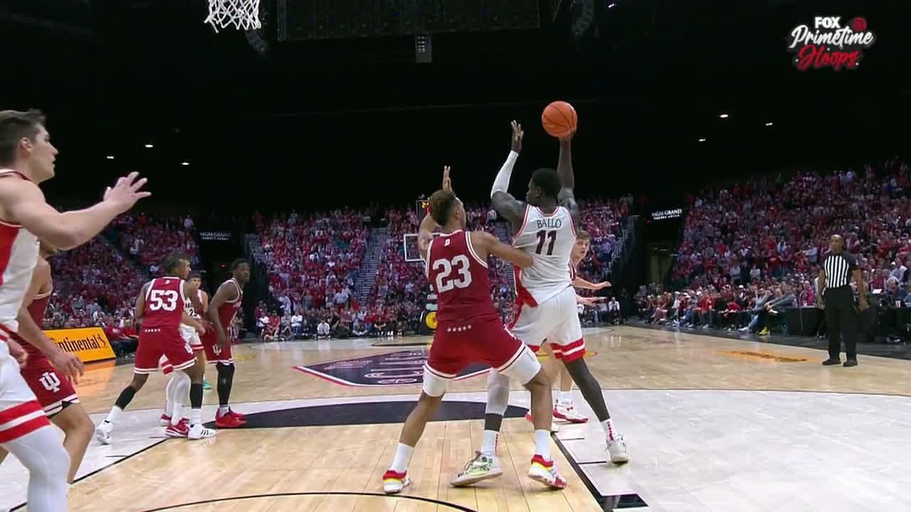 Oumar Ballo's pass leads to a big Arizona bucket - ESPN Video
