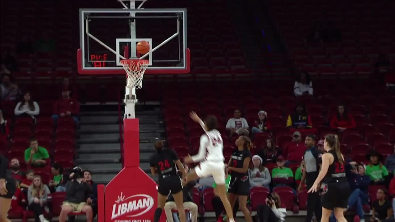 Maryam Dauda makes a sweet dime - ESPN Video