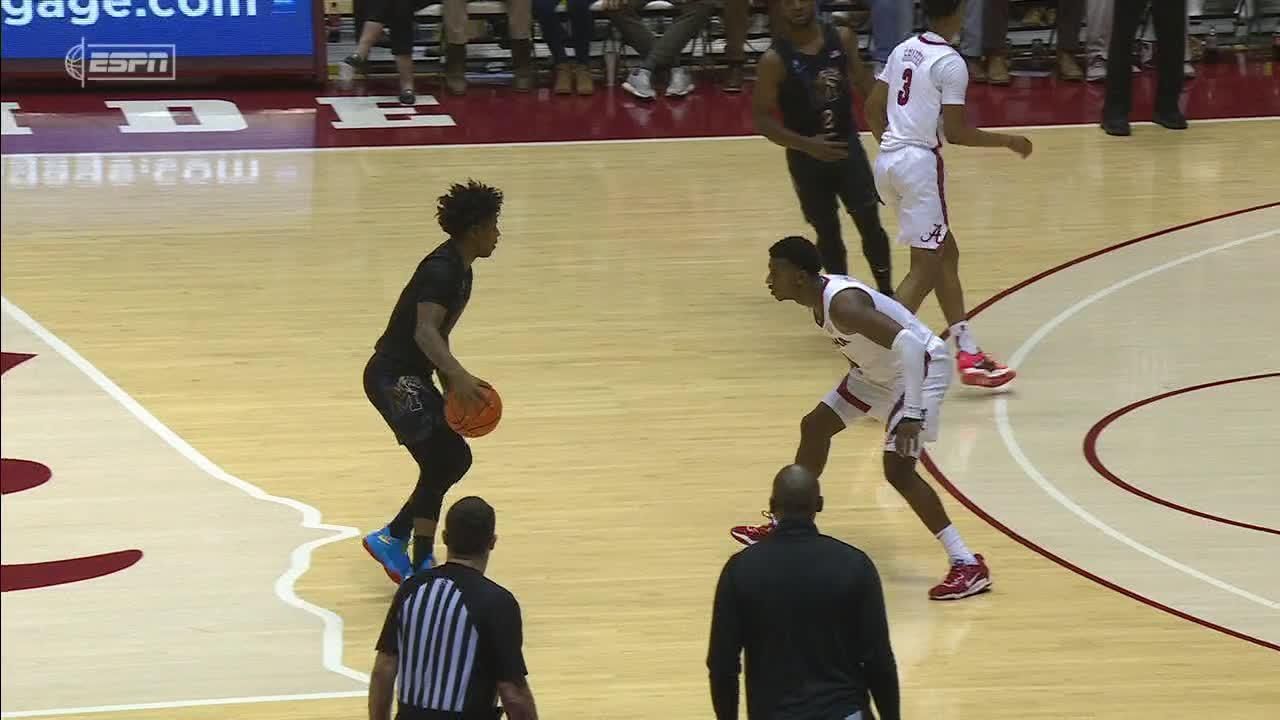 Kendric Davis drops in smooth layup for Memphis - ESPN Video