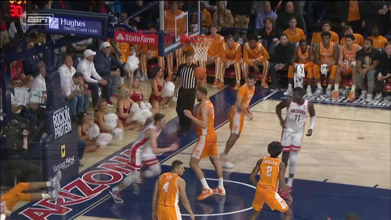 Azuolas Tubelis drops in smooth layup - ESPN Video