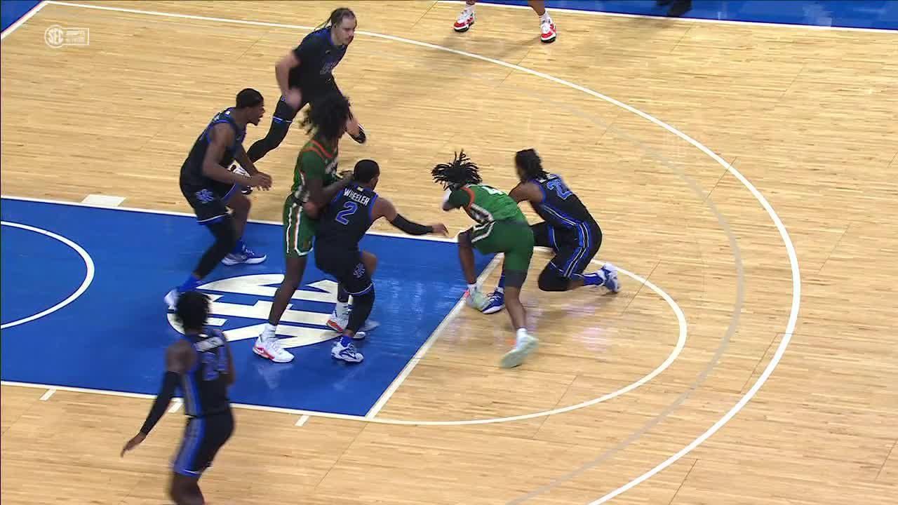 Cason Wallace makes a great defensive play for the steal - ESPN Video