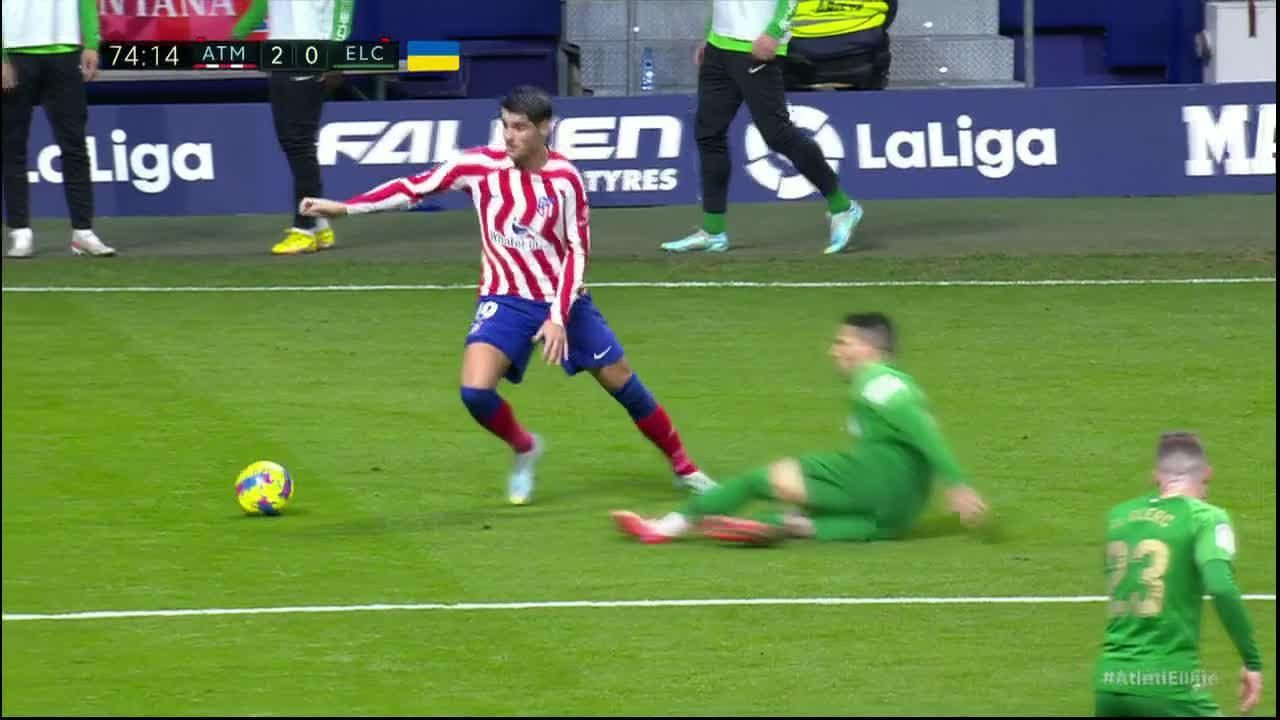 Álvaro Morata's deflected shot gives Atleti 2-0 lead - ESPN Video