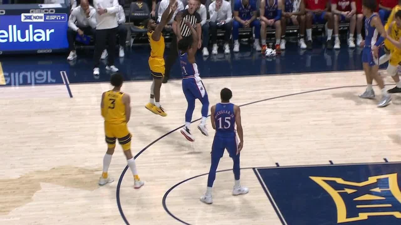 Tre Mitchell nails the trey vs. Kansas Jayhawks - ESPN Video