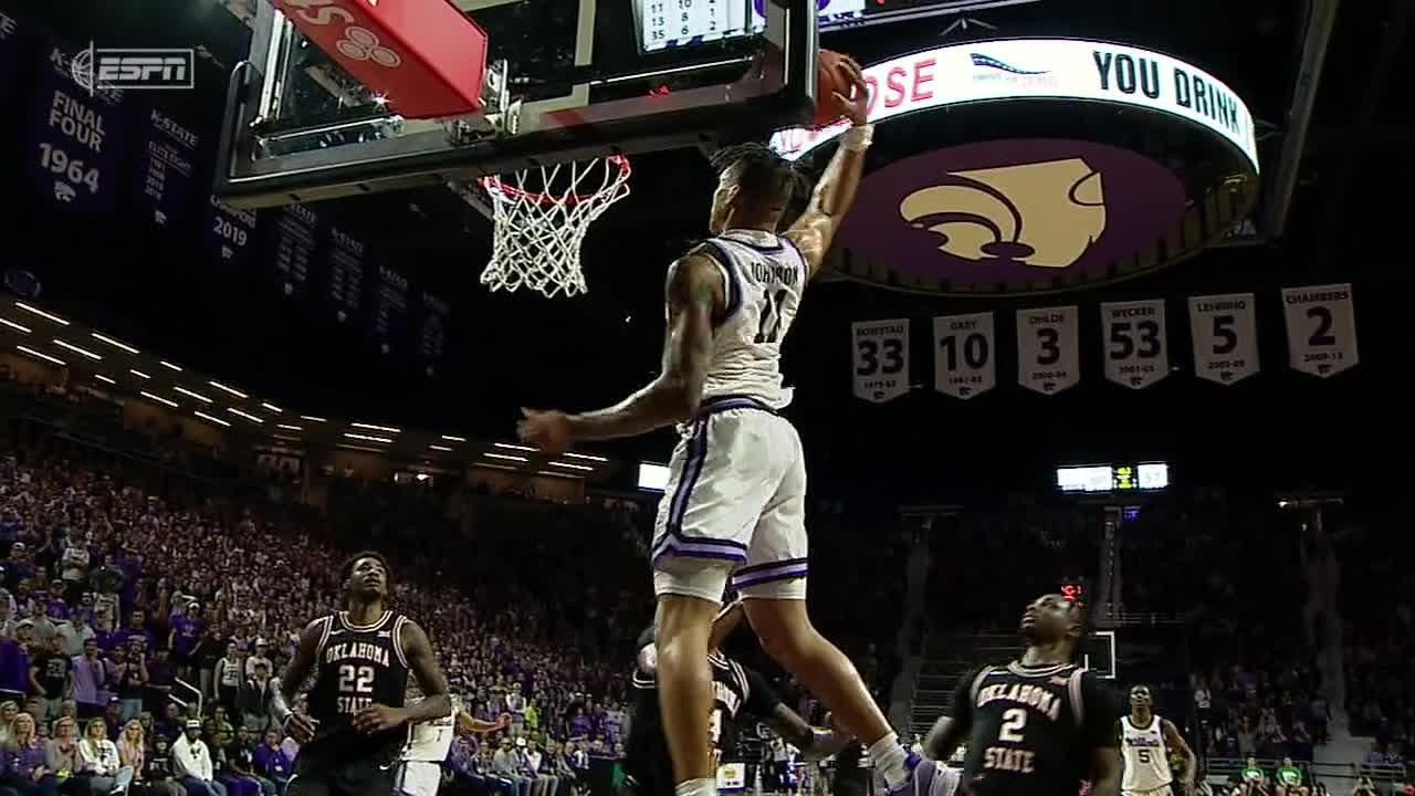 Keyontae Johnson electrifies the Kansas State crowd with a huge dunk ...
