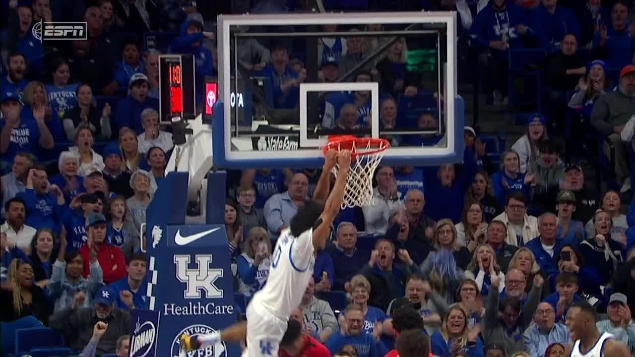 Jacob Toppin throws down two-handed slam for Kentucky - ESPN Video