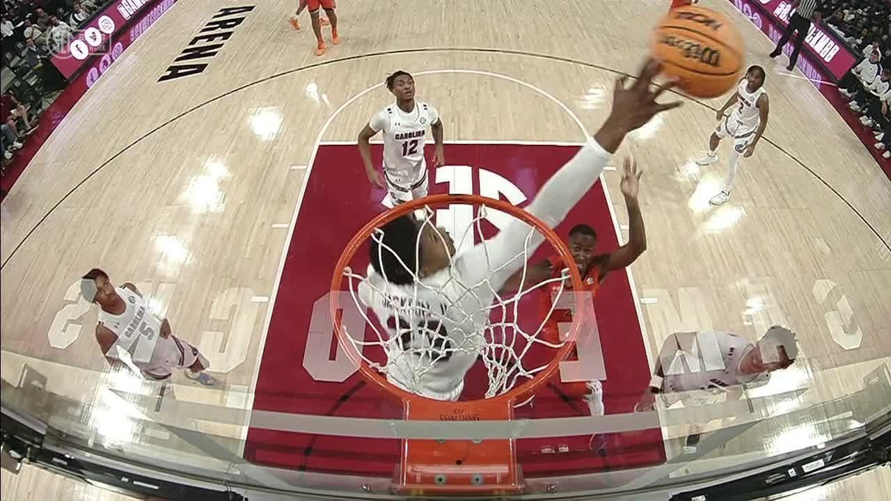 Gregory Jackson II elevates for the bigtime swat - ESPN Video