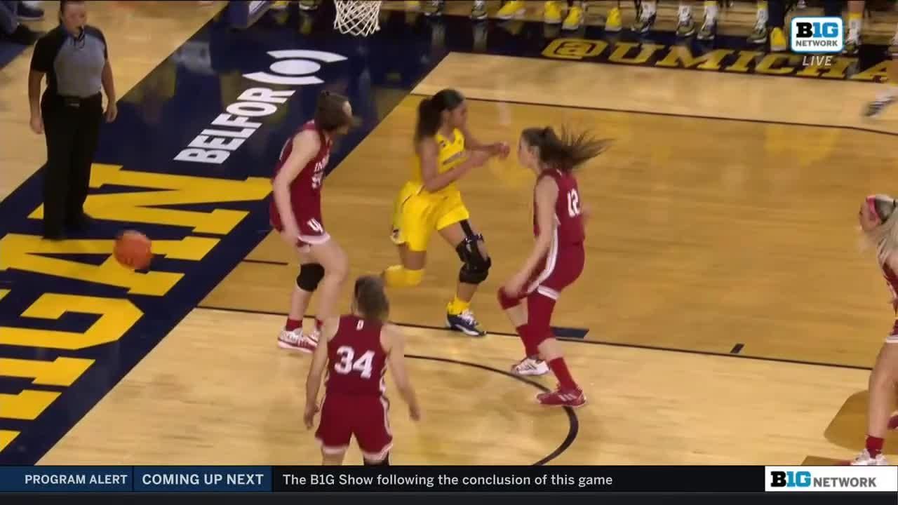 Mackenzie Holmes elevates for the bigtime swat - ESPN Video