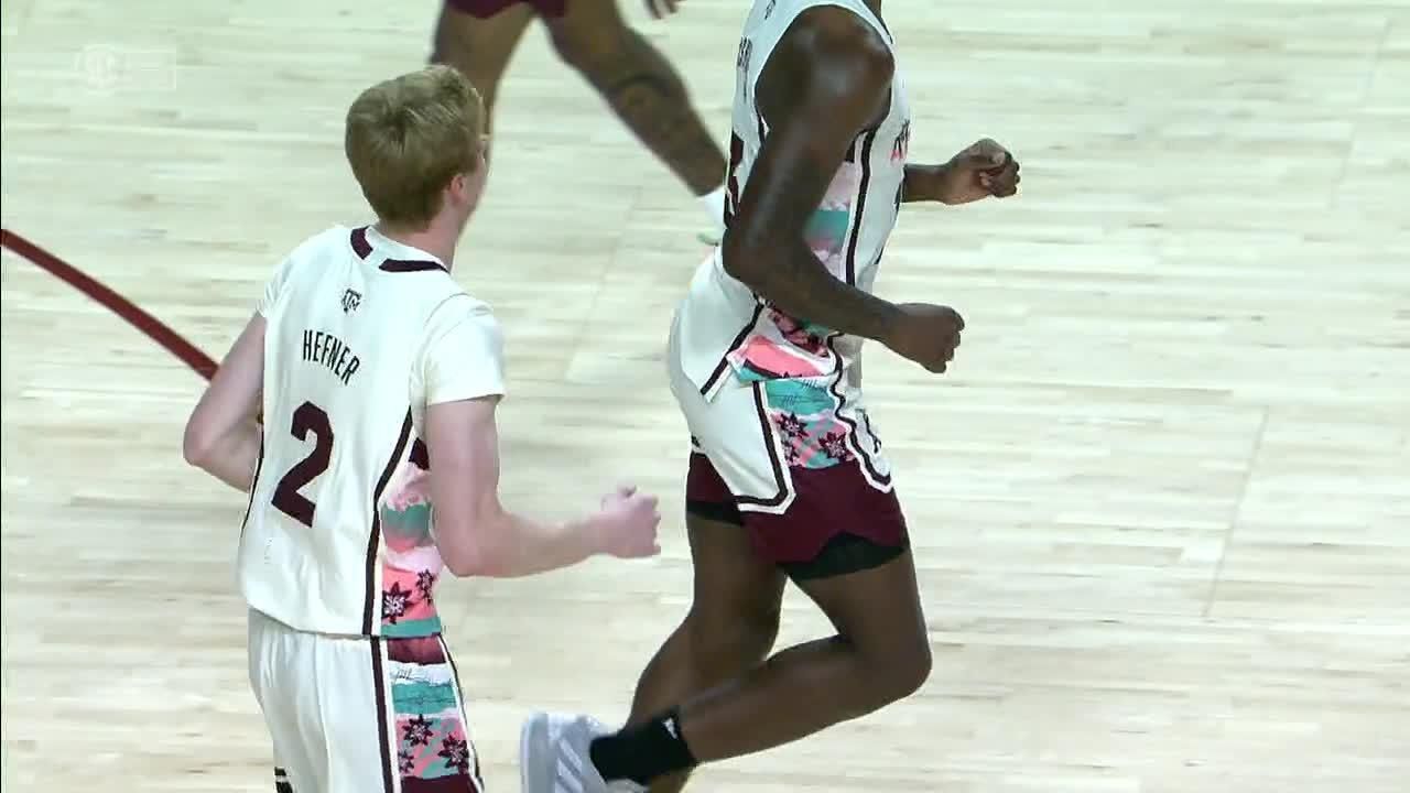 Hayden Hefner skies for big dunk - ESPN Video