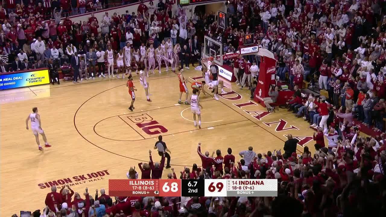 Jackson-Davis slams home the dagger for Indiana - ESPN Video