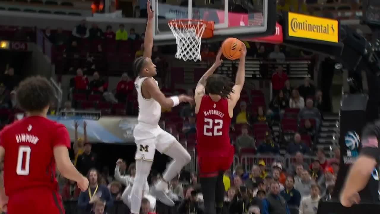 Kobe Bufkin elevates for the chase-down block - ESPN Video