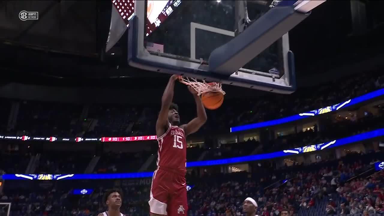 Makhi Mitchell rocks the rim with powerful slam dunk - ESPN Video