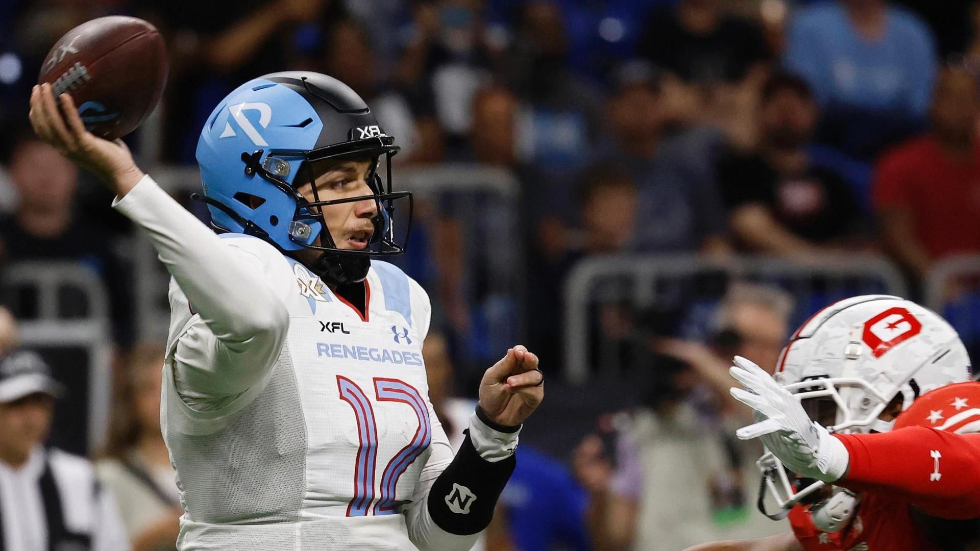 Luis Perez throws 41-yard strike to Sal Cannella for Arlington's ...