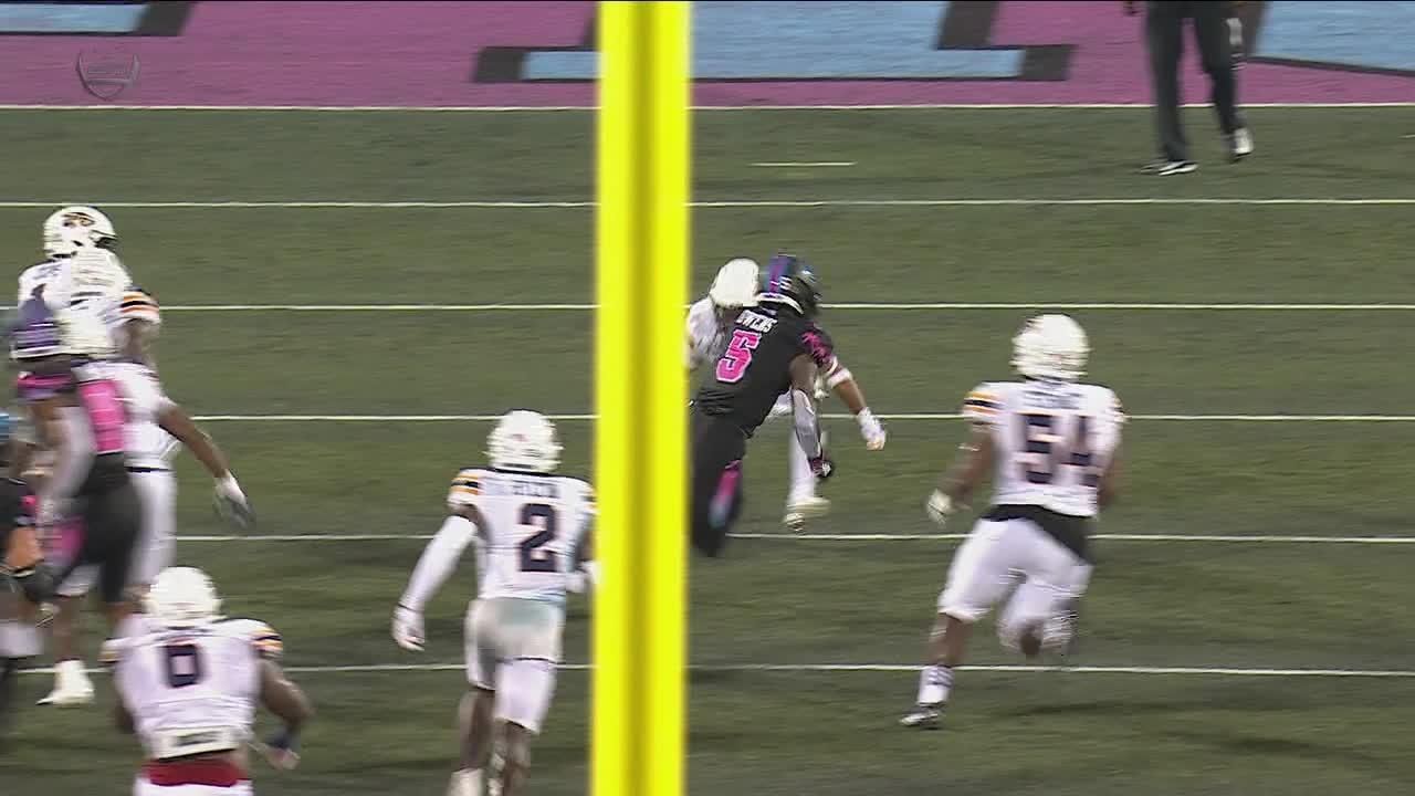 Kejon Owens powers past defense for 14-yard run - ESPN Video
