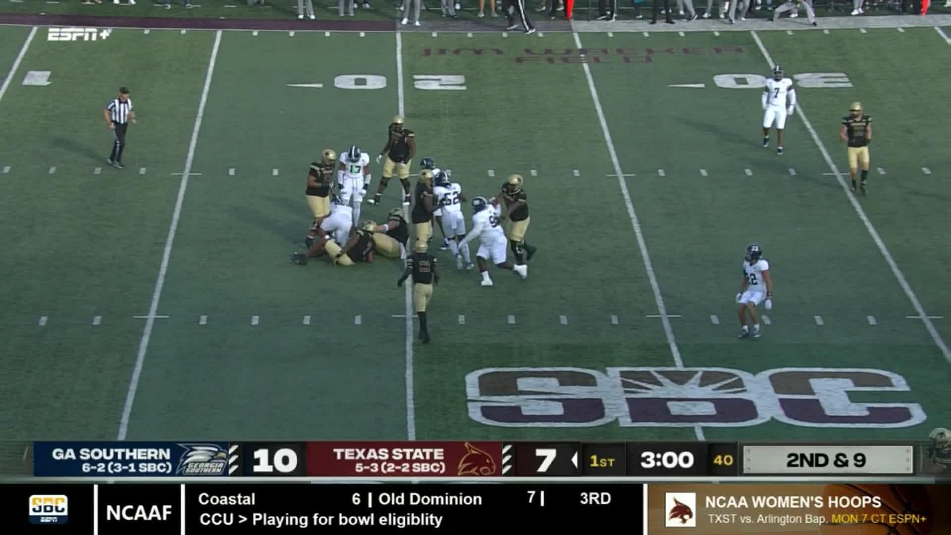 Justin Rhodes makes timely sack vs. Georgia Southern - ESPN Video