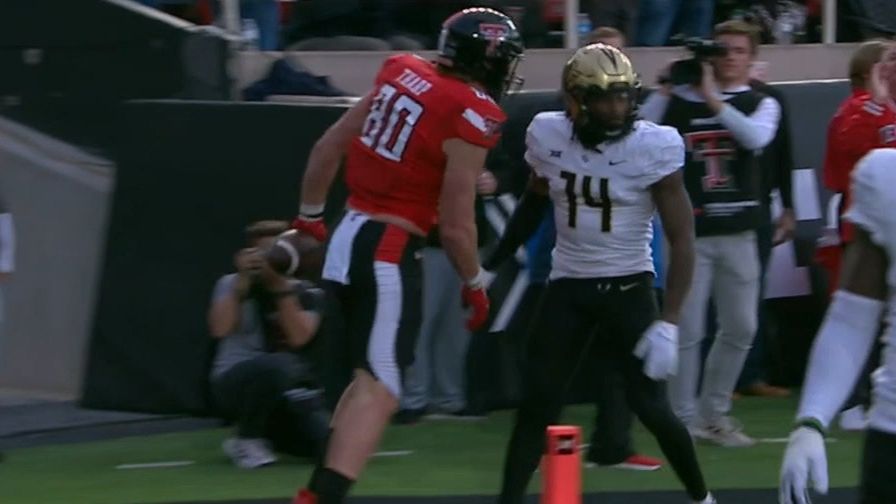 Behren Morton launches a beauty to Mason Tharp for a Texas Tech TD ...