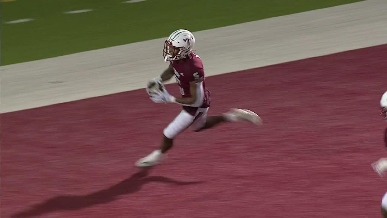Don Callis scoops and scores after Joey Aguilar fumbles - ESPN Video