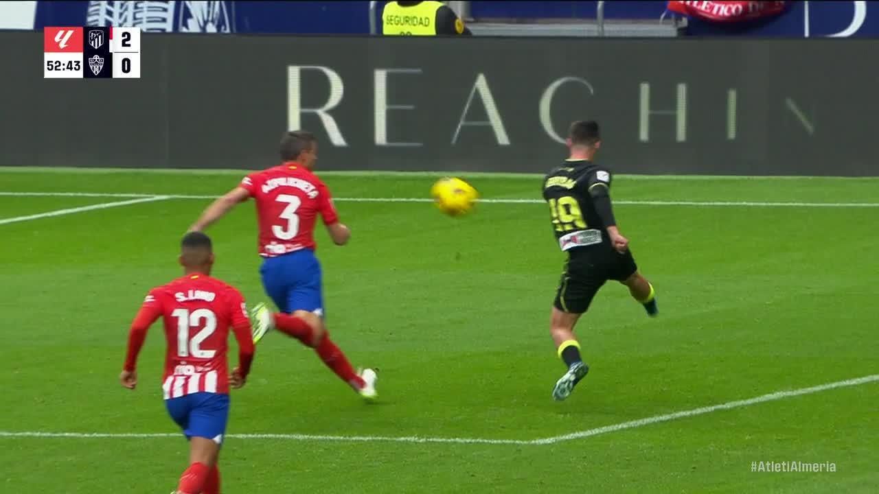 Jan Oblak makes a great save - ESPN Video