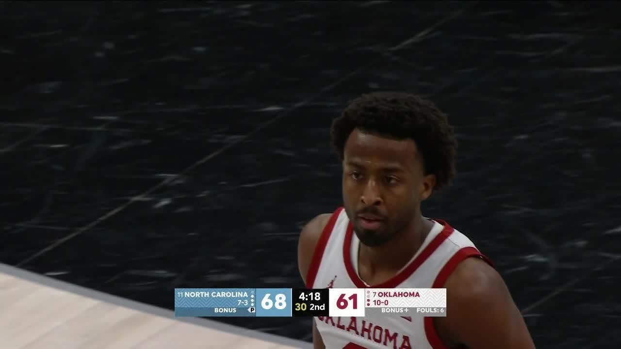 Le'tre Darthard's 3 cuts UNC's lead to 7 - ESPN Video